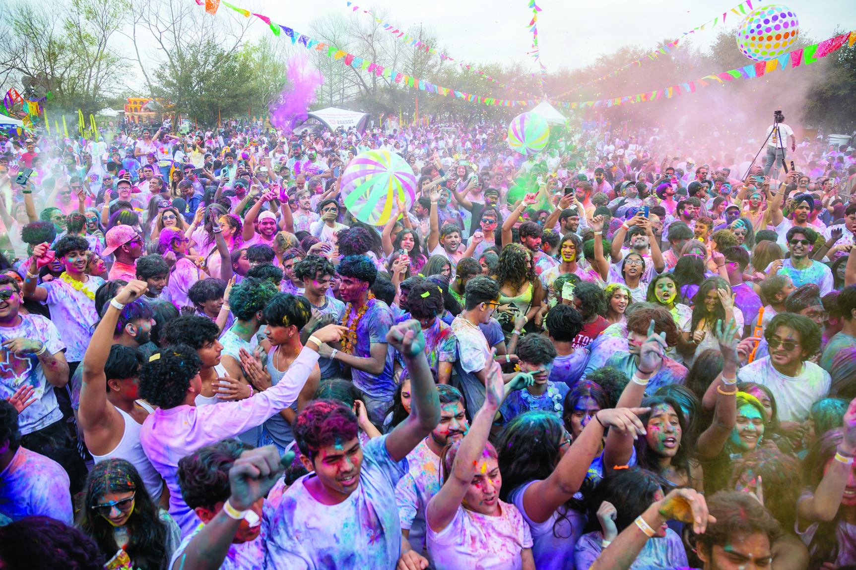 BEST HOLI EVER: Masala Radio FM 98.7’s Houston Holi Festival of Colors ...